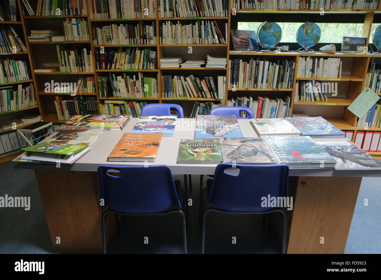 Cnm hi-res stock photography and images - Alamy