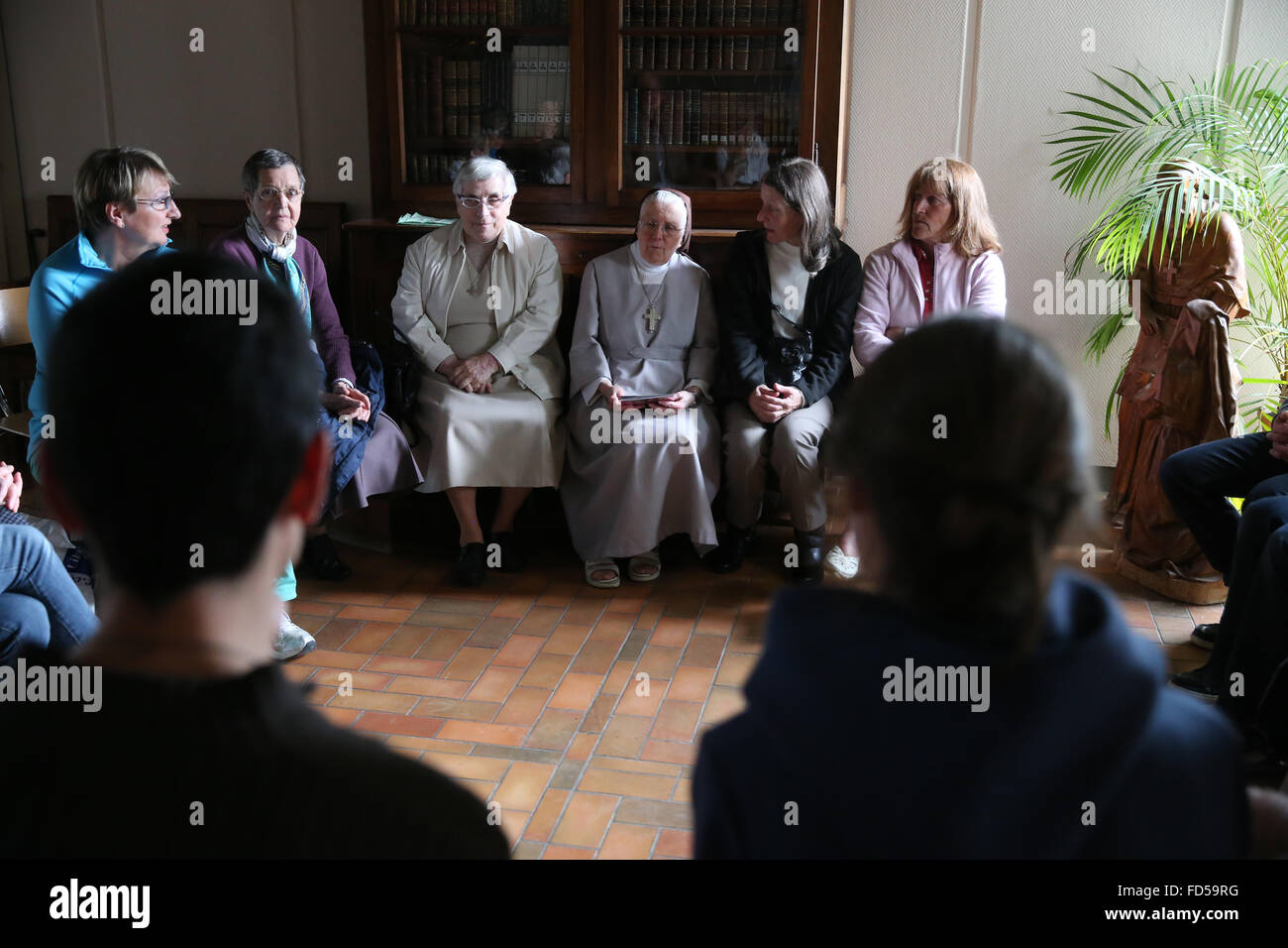 Group faith hi-res stock photography and images - Alamy