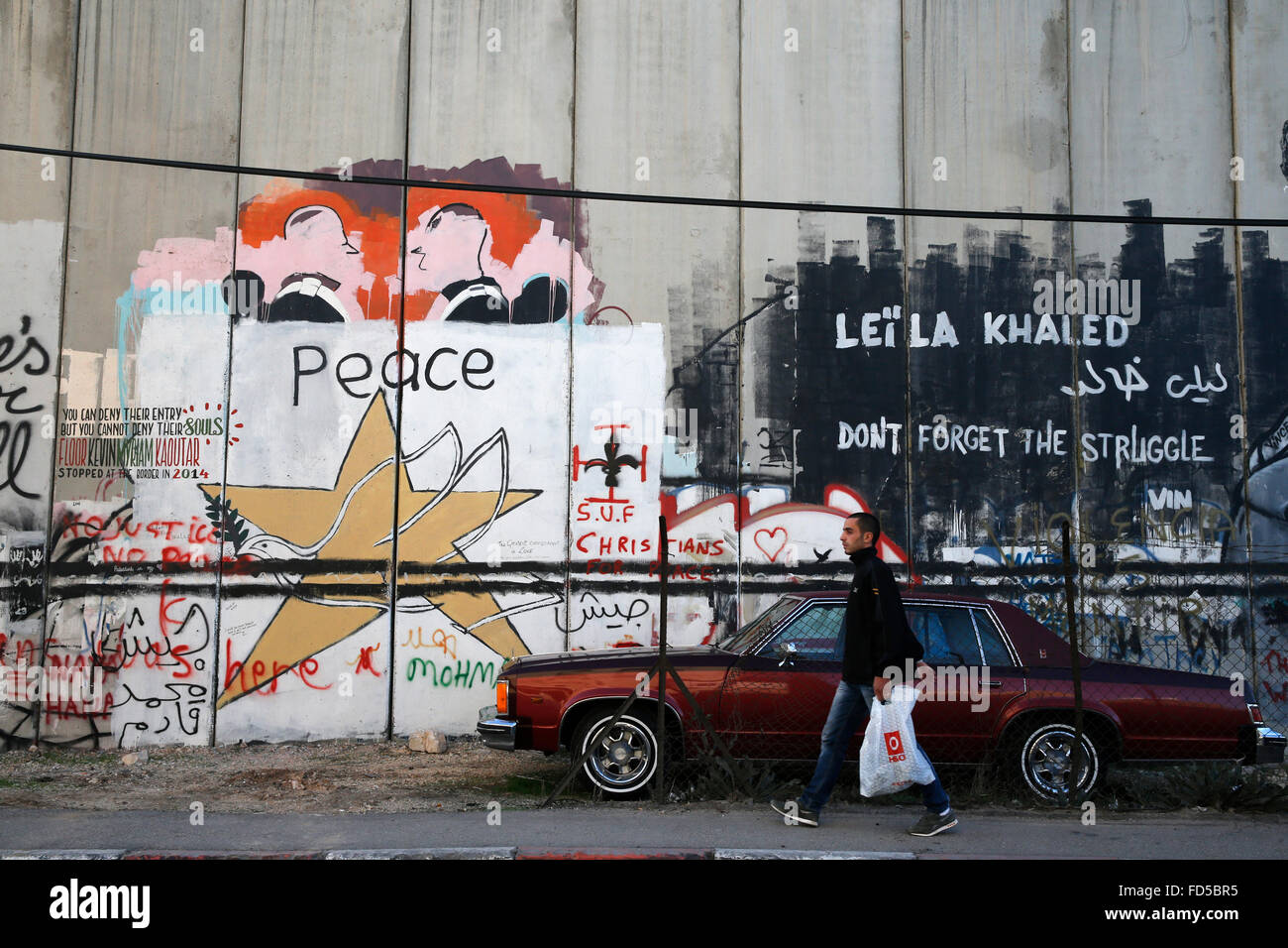 Israel West Bank security barrier (Palestinian side Stock Photo - Alamy