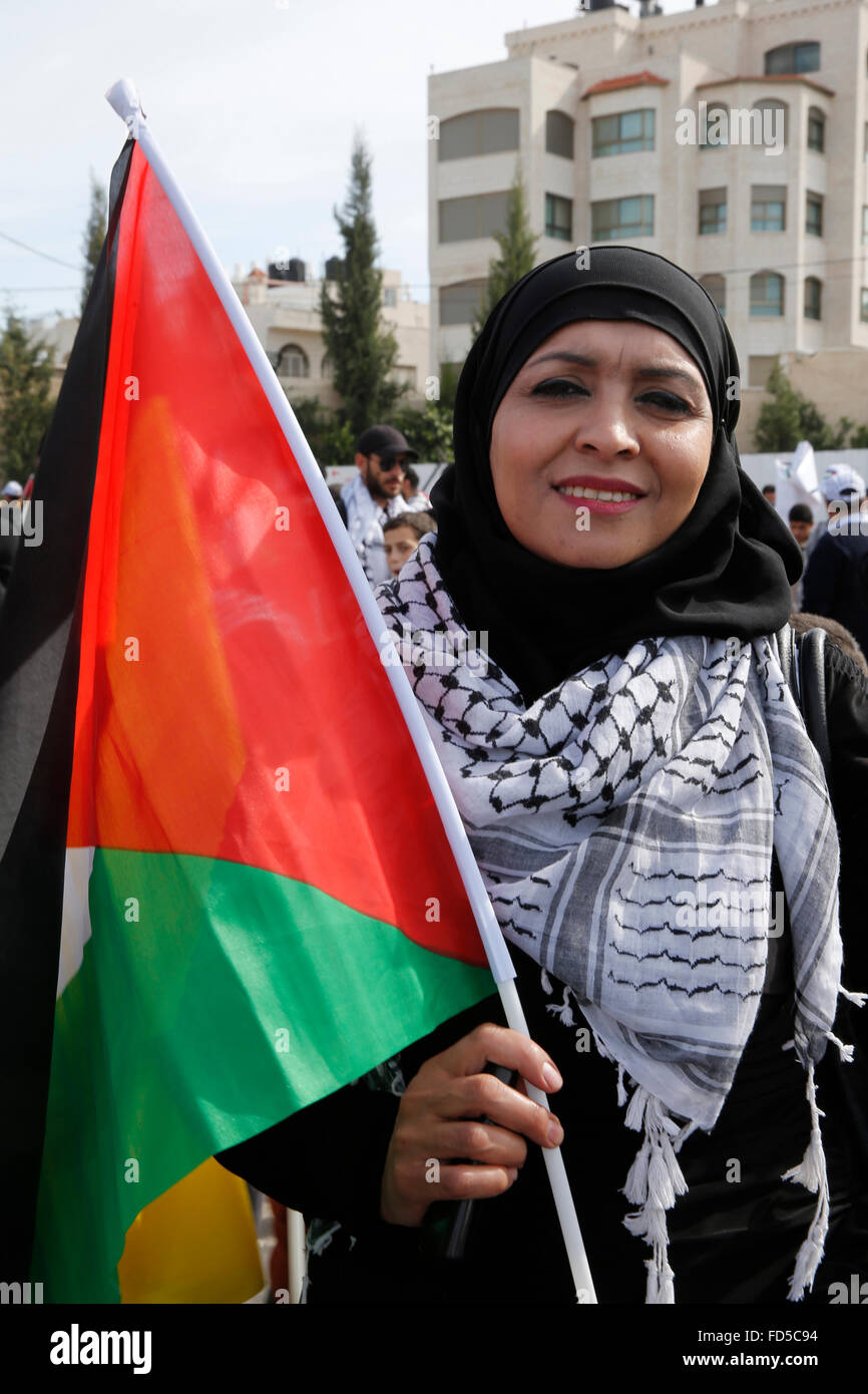 Ramallah woman hi-res stock photography and images - Alamy