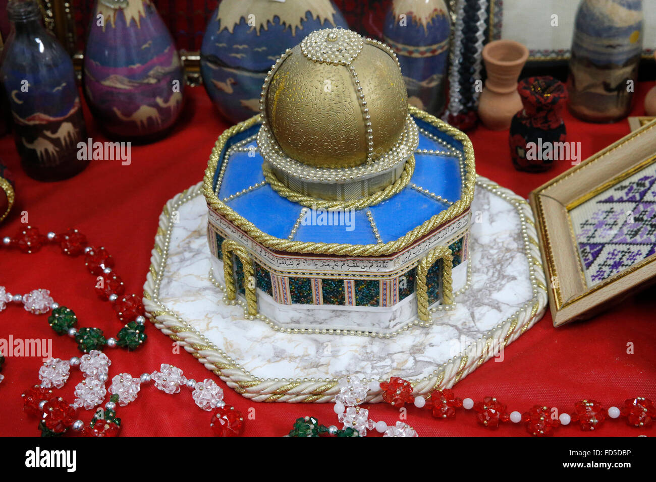 Palestinian model hi-res stock photography and images - Alamy