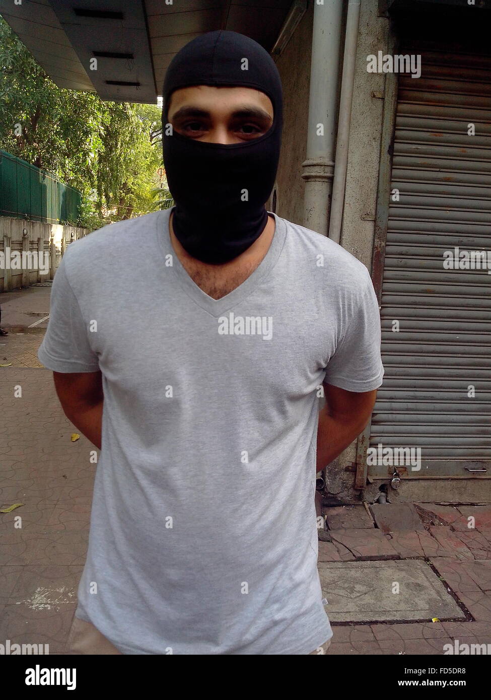 Terrorist face hi-res stock photography and images - Alamy