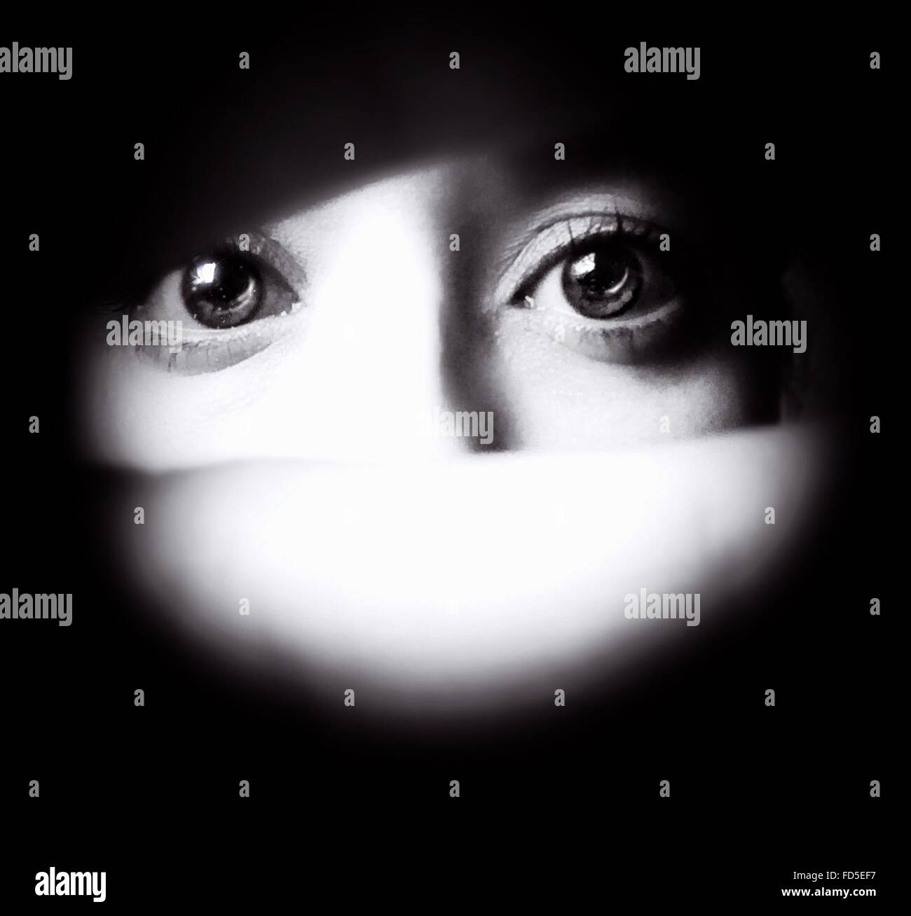 Looking Into Eyes Stock Photos & Looking Into Eyes Stock Images - Alamy