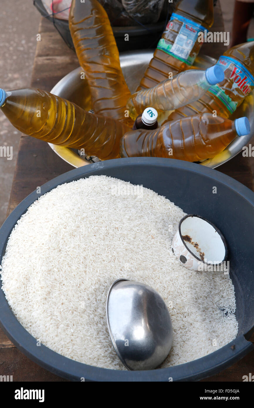 African rice hi-res stock photography and images - Alamy