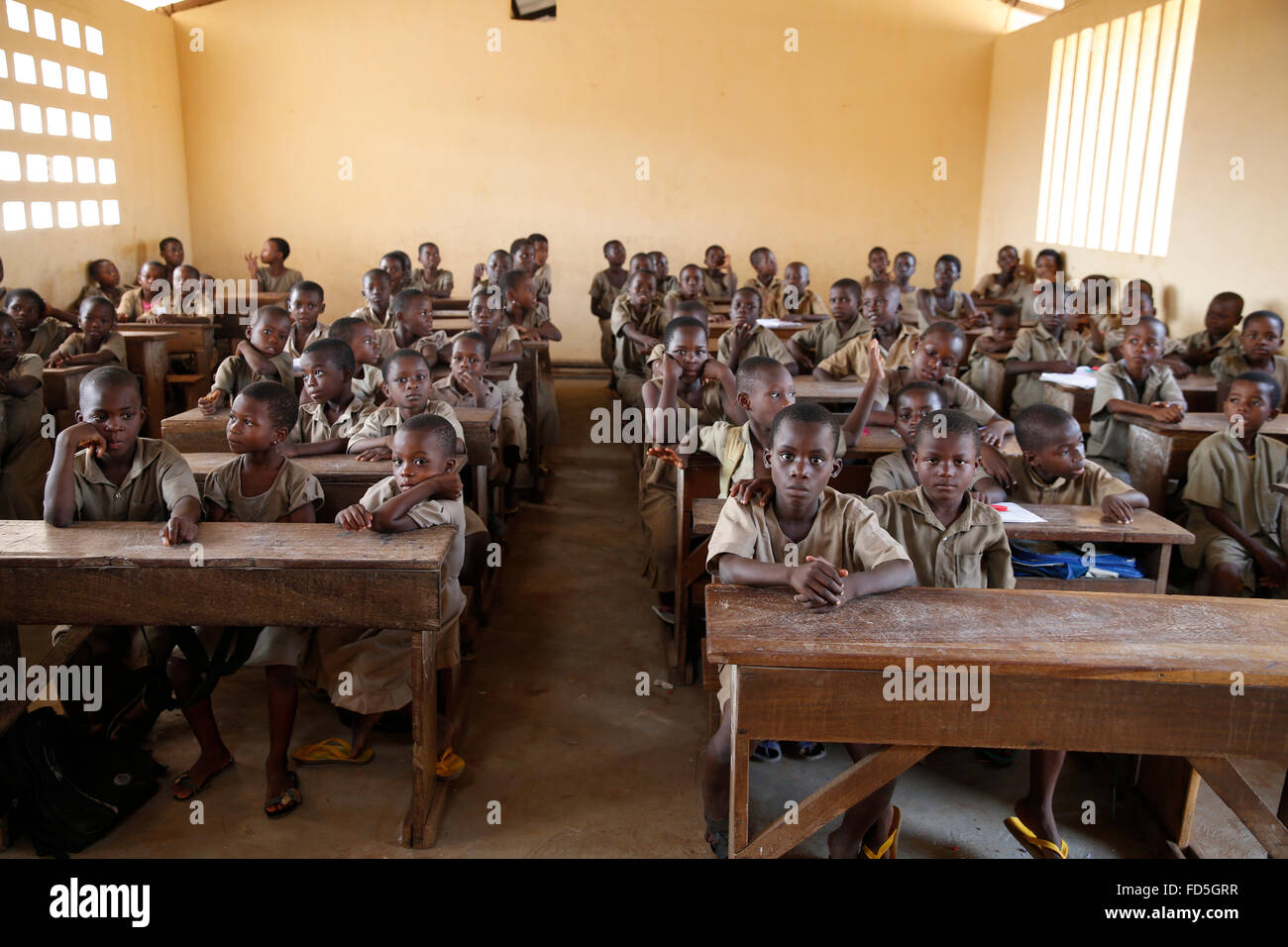 African primary school. Pupils in a classroom Stock Photo - Alamy