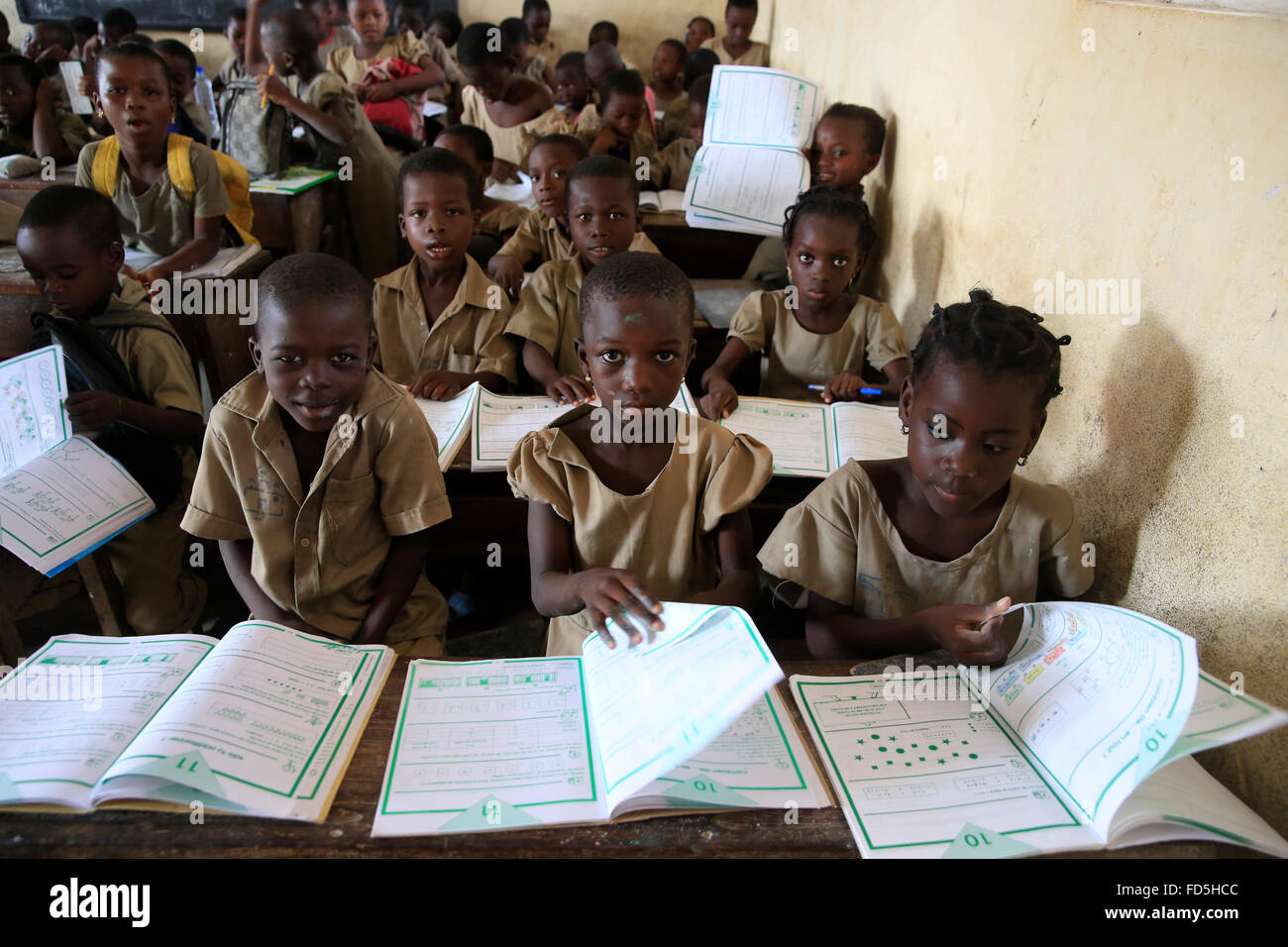 African primary school. Classroom Stock Photo - Alamy