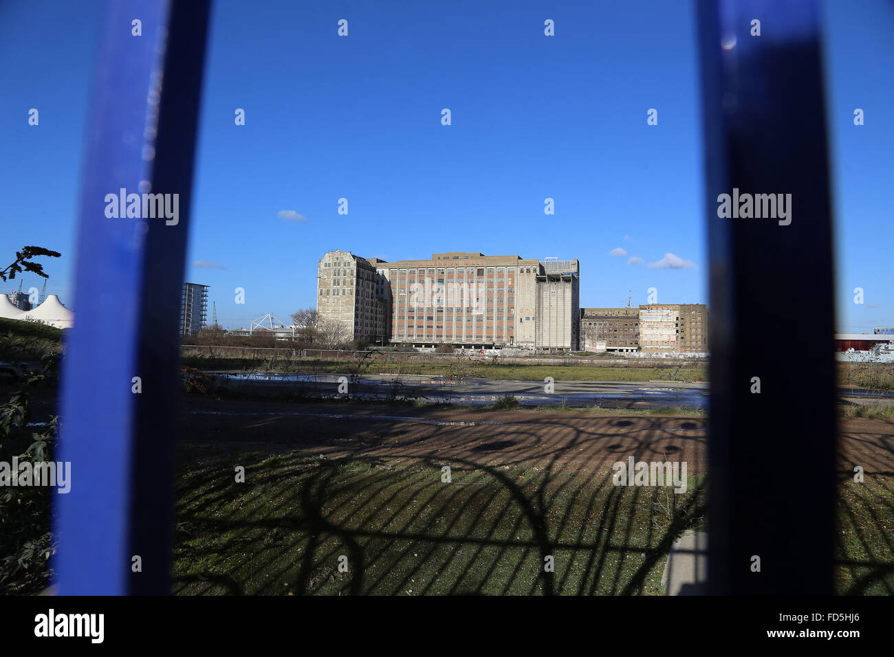Millennium Mills Royal Victoria Dock Silvertown London flower mill ...