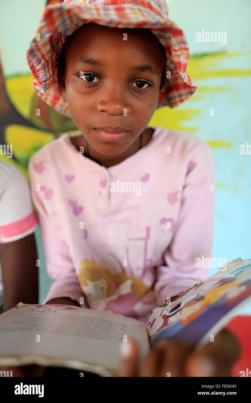Free library allowing children to read after school Stock Photo - Alamy