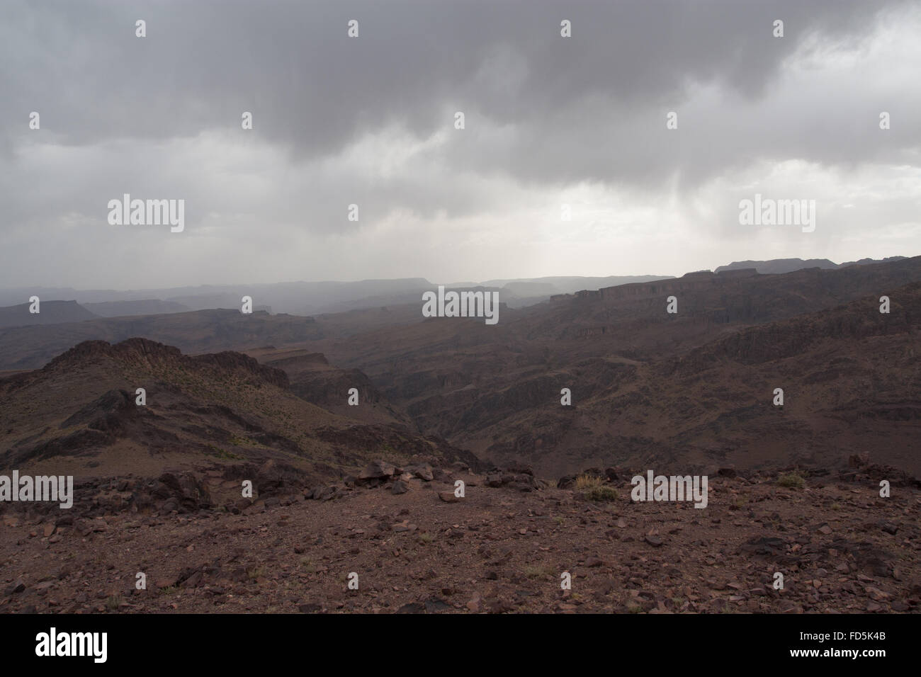 Clouds over the desert hi-res stock photography and images - Alamy
