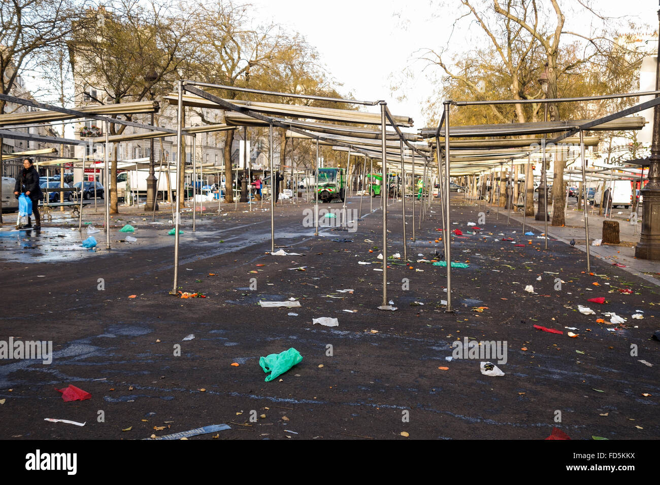 Cleaning truck after the market, Marché Bastille, Paris, France Stock ...