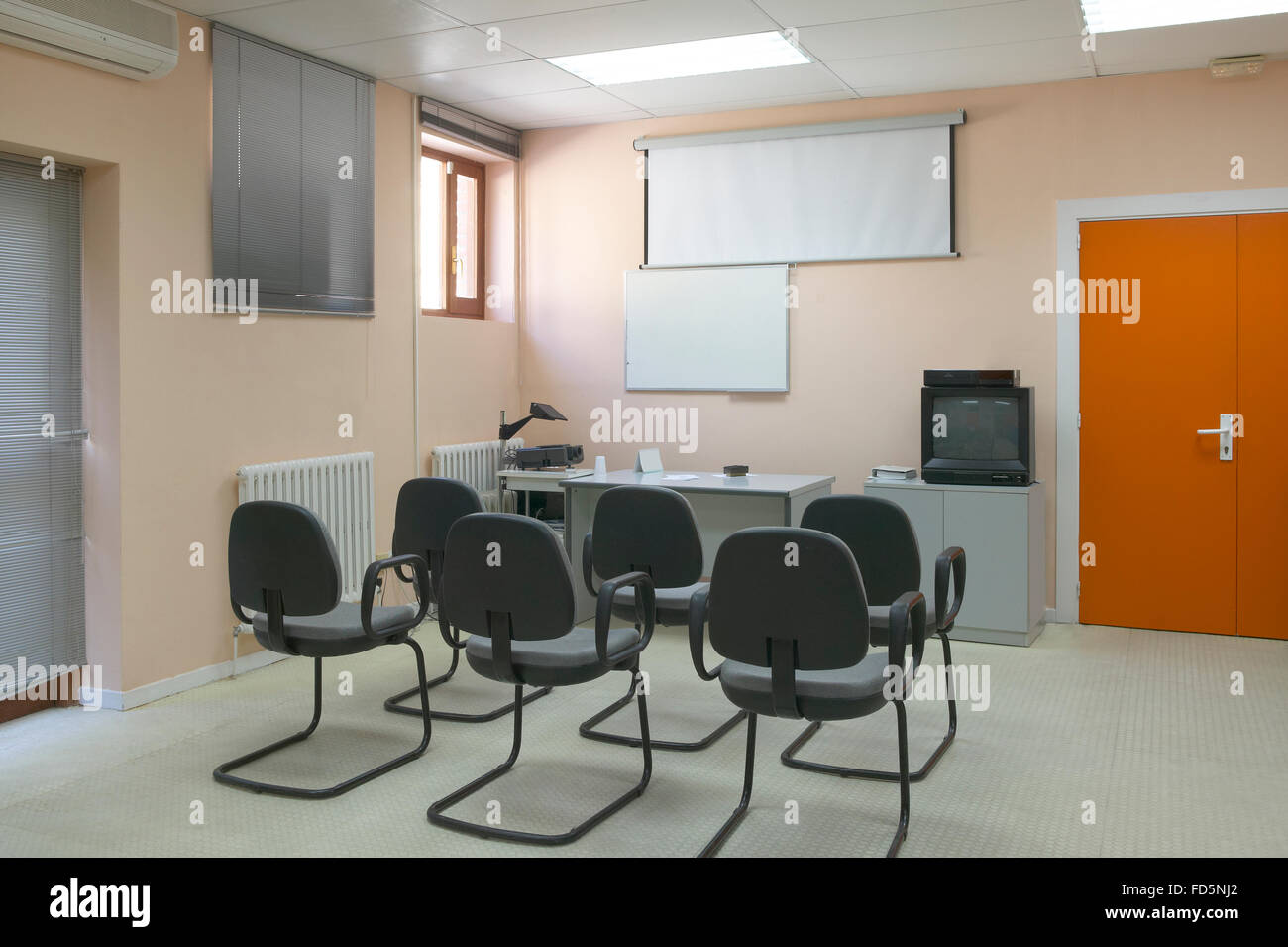 Classroom projector board hi-res stock photography and images - Alamy