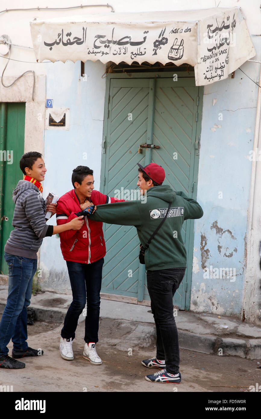 Squabbling hi-res stock photography and images - Alamy