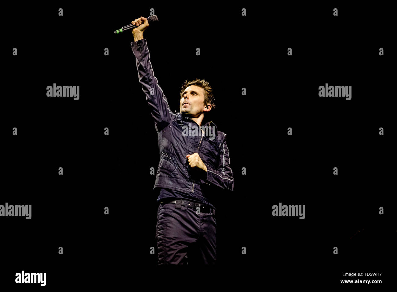 Matt bellamy hi-res stock photography and images - Alamy