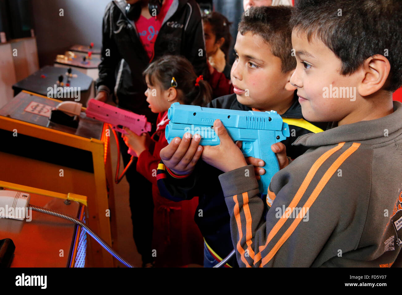 Video game parlour Stock Photo - Alamy