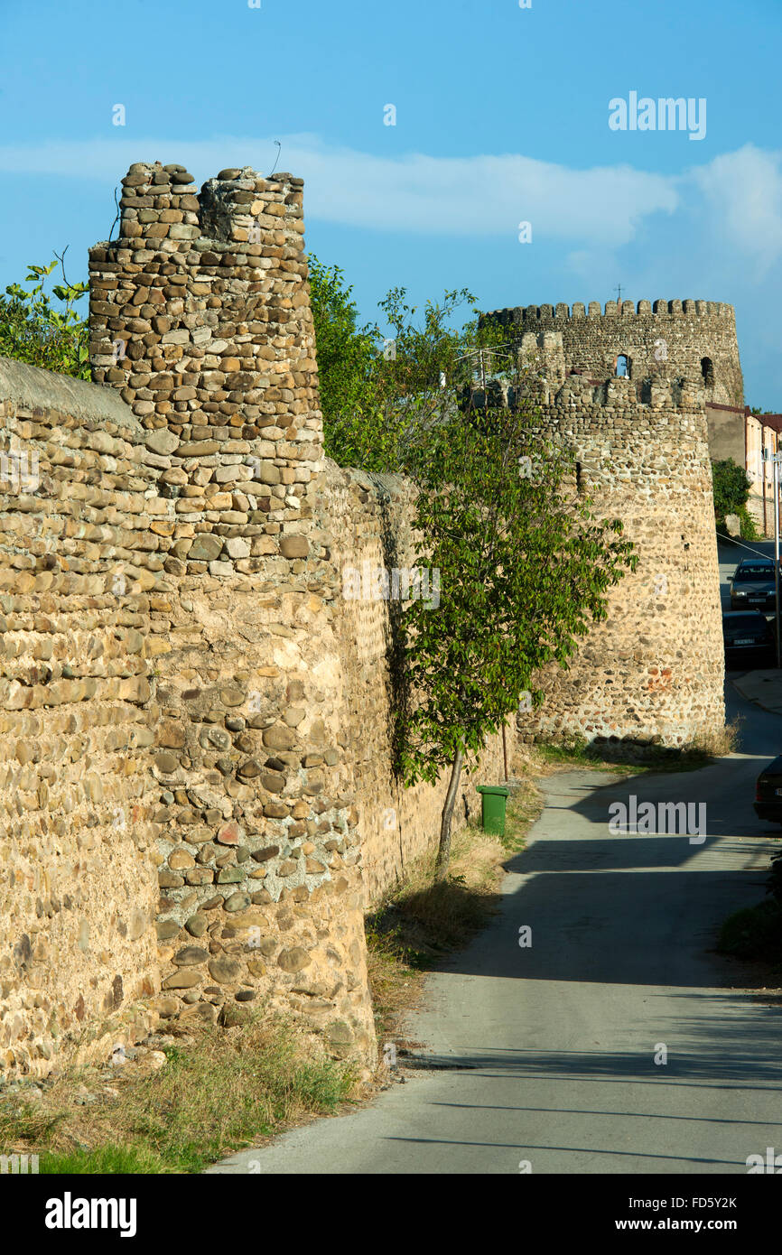 Georgien, Kachetien, Sighnaghi (Signachi, Signagi), Stadtmauer an der I ...