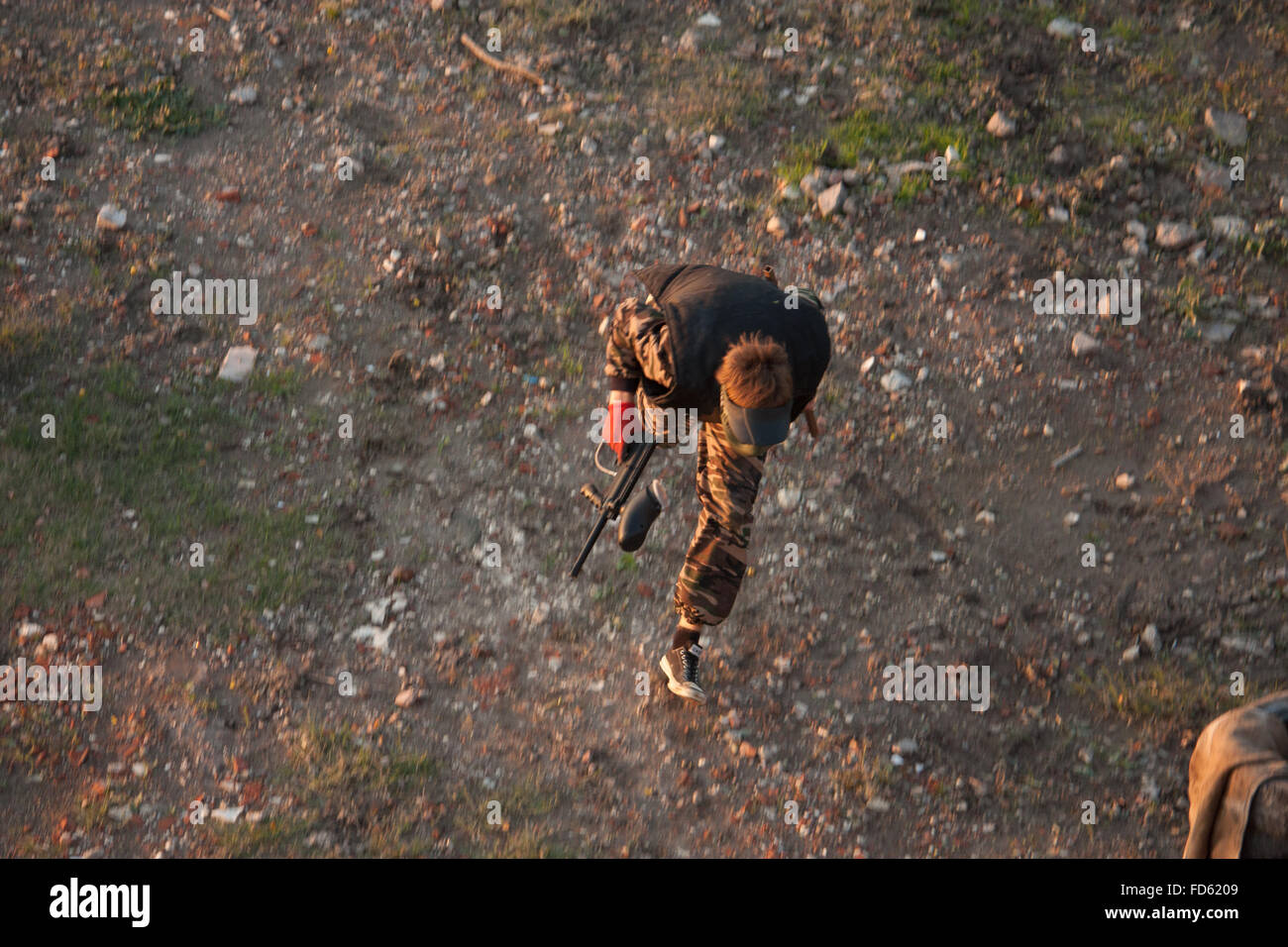War army soldier military running rifle holding hi-res stock ...