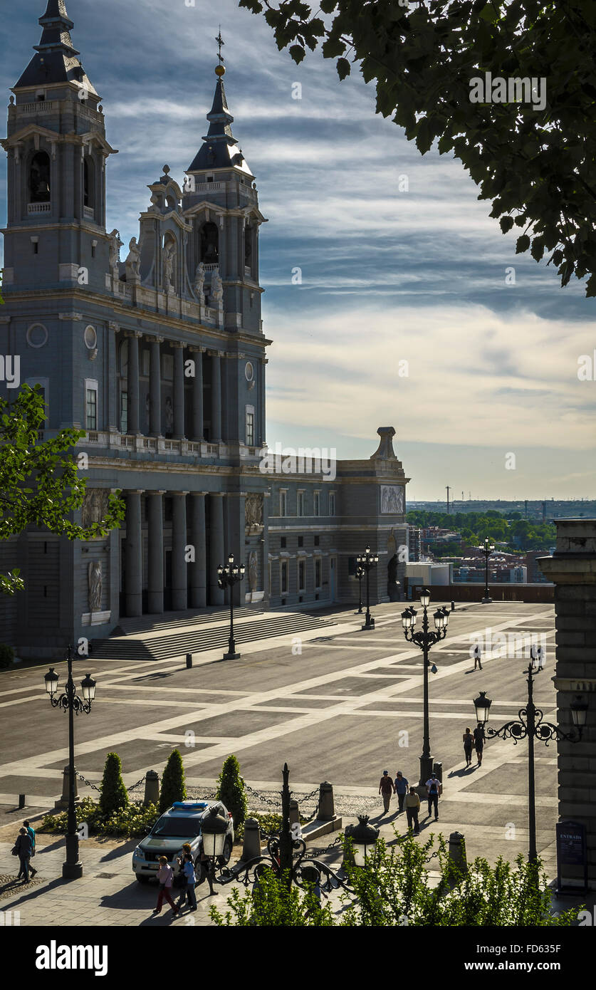 Orient square hi-res stock photography and images - Alamy