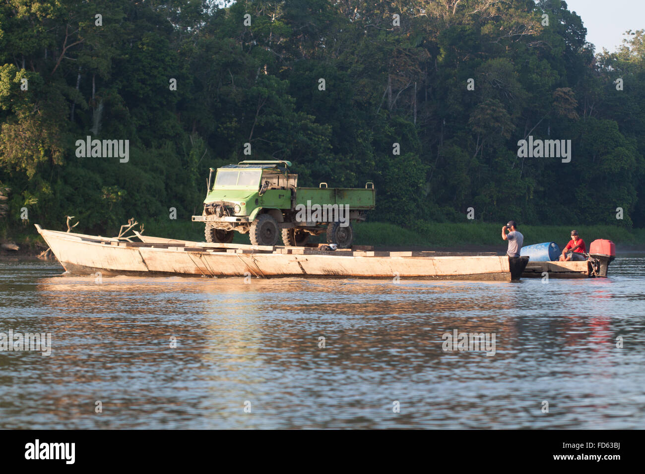 Truck on barge hi-res stock photography and images - Alamy