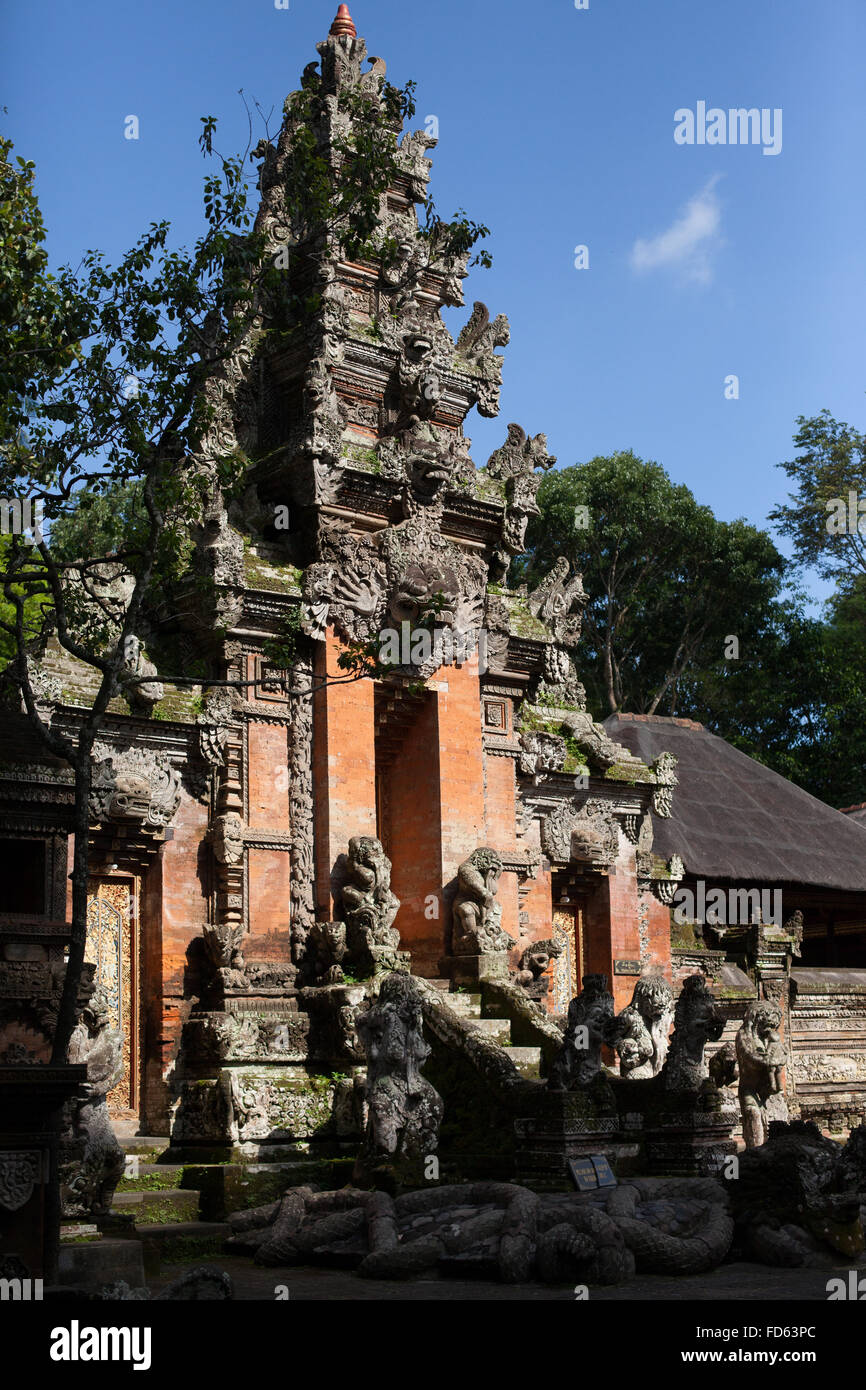 Very old temple hi-res stock photography and images - Alamy