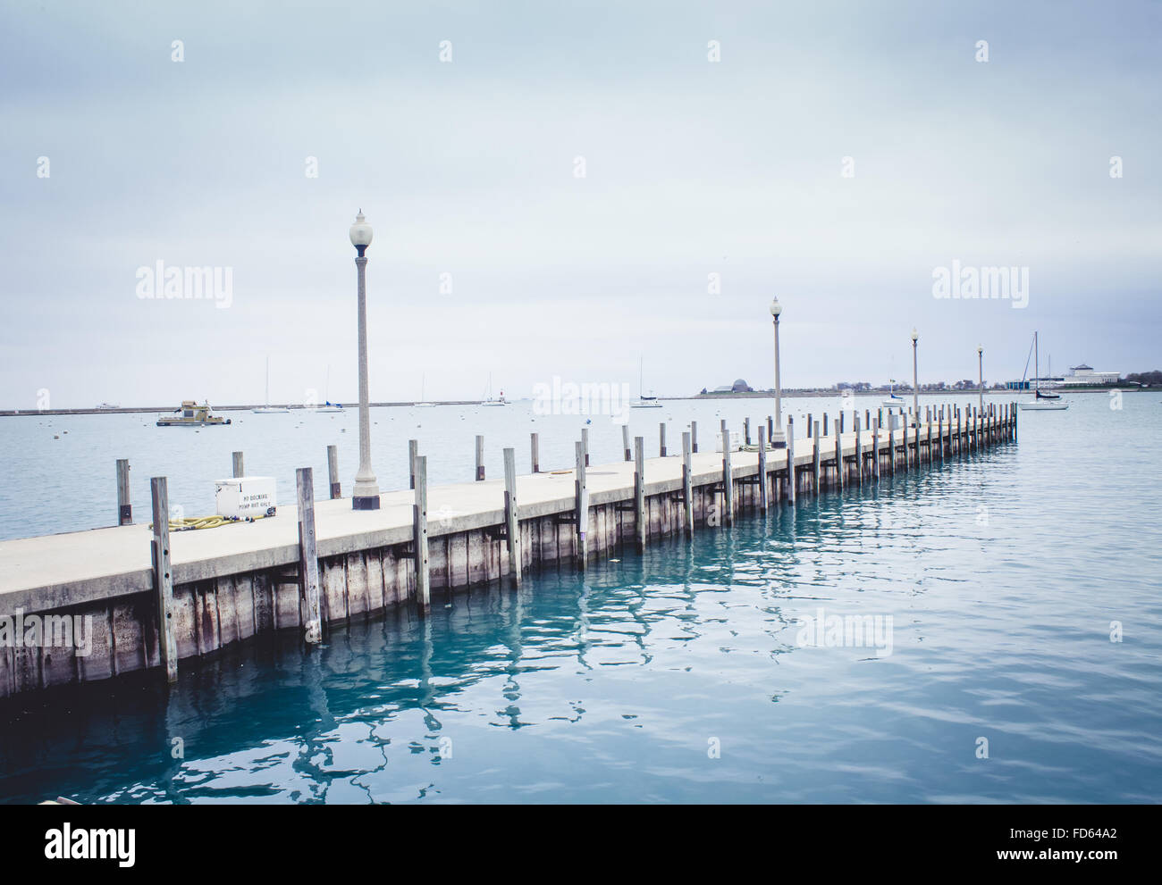 Harbor poles hi-res stock photography and images - Alamy