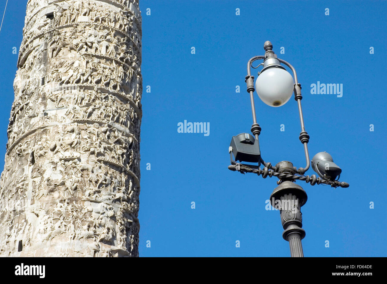 Streetlighting hi-res stock photography and images - Alamy
