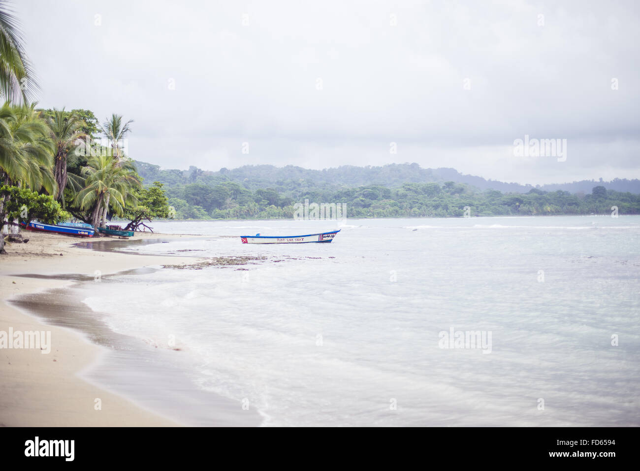 Floating sand beach hi-res stock photography and images - Alamy