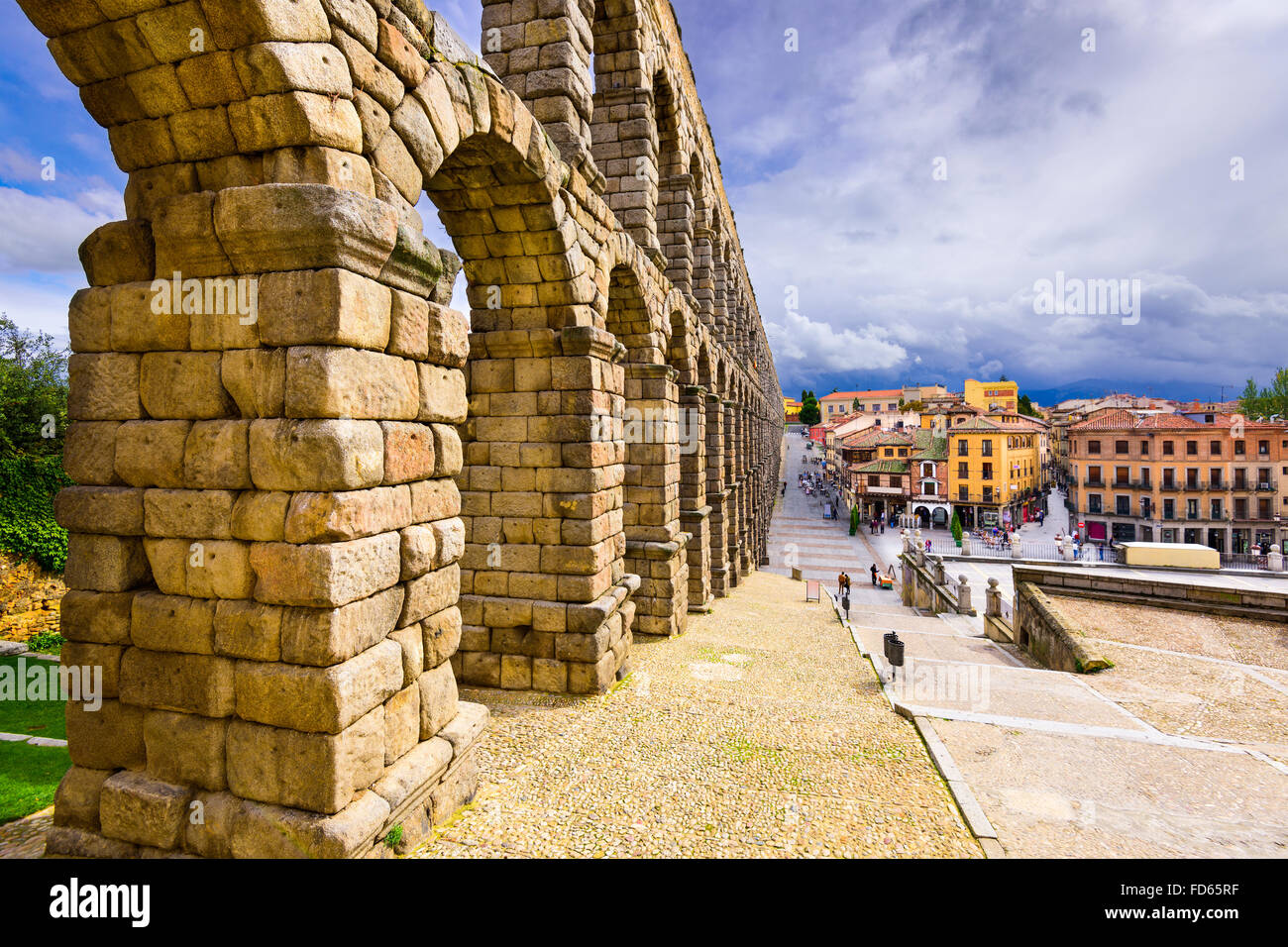 Segovia, Spain at the ancient Roman aqueduct Stock Photo - Alamy