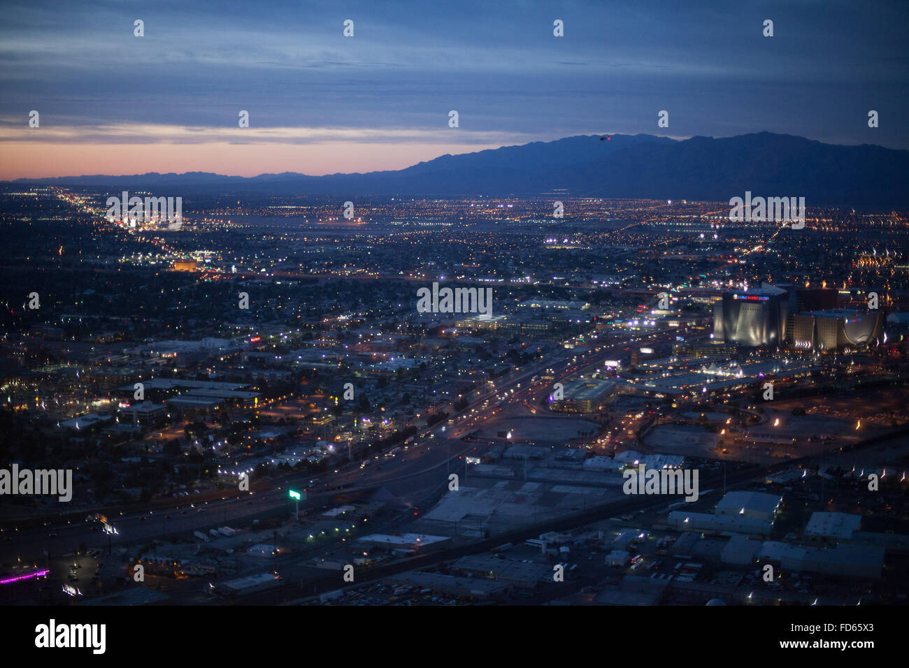 Dawn architecture hi-res stock photography and images - Alamy