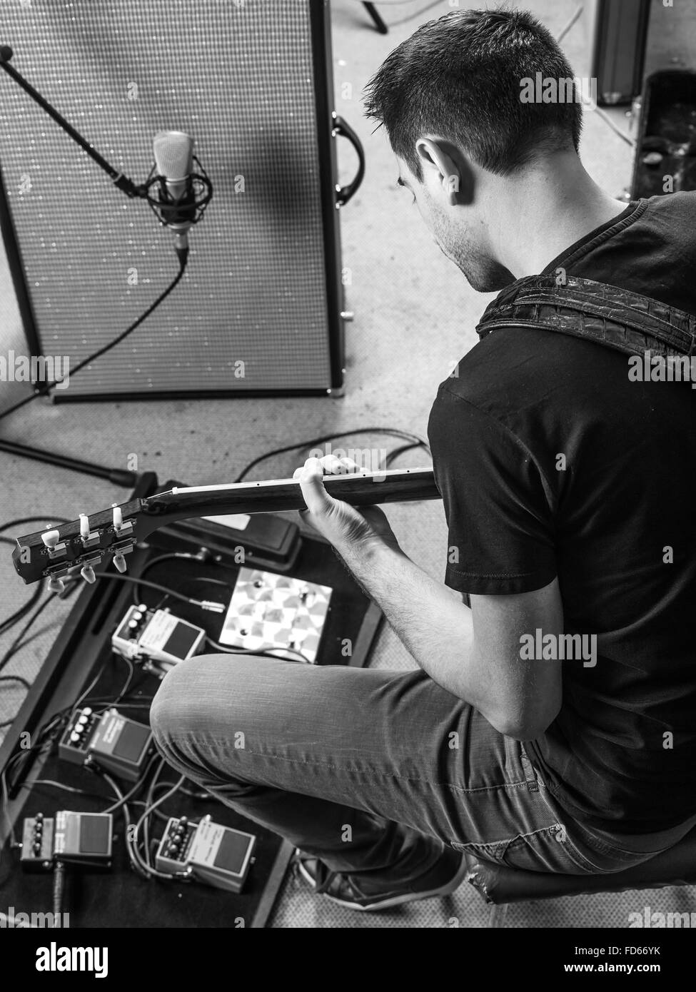 Man in photo studio Black and White Stock Photos & Images - Alamy