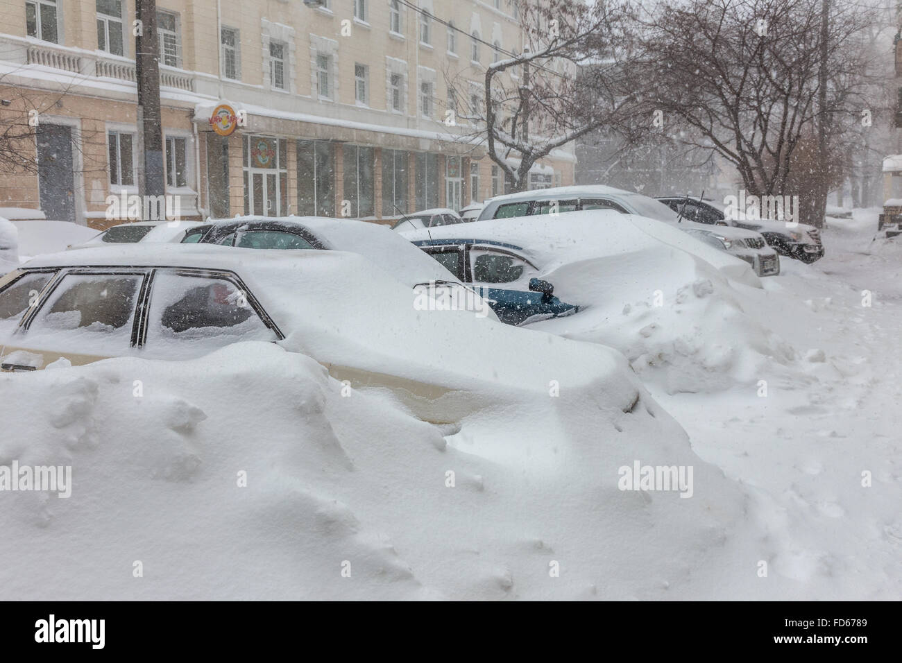 Odessa, Ukraine - January 18, 2016: A powerful cyclone, storm, heavy ...