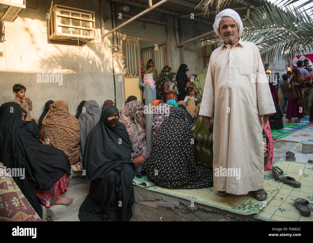 Iran wedding father hi-res stock photography and images - Alamy