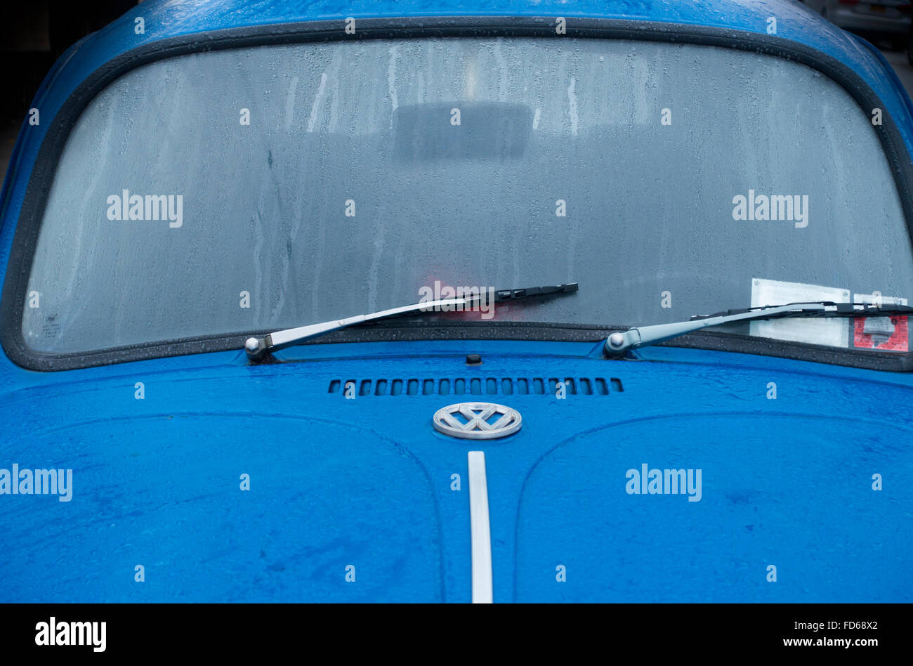 Blue vw beetle hi-res stock photography and images - Alamy