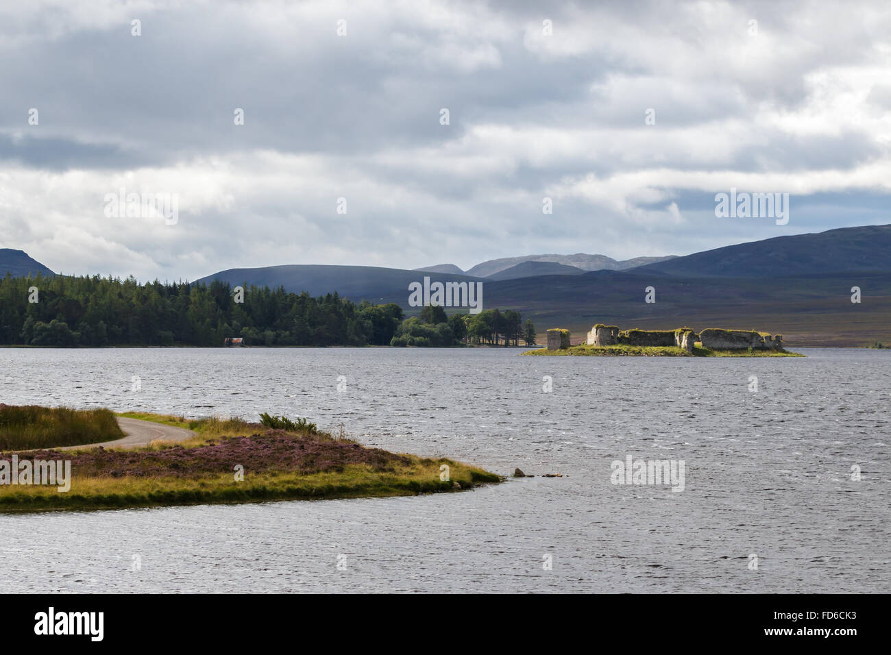 The derelict castle at Lochindorb Stock Photo - Alamy