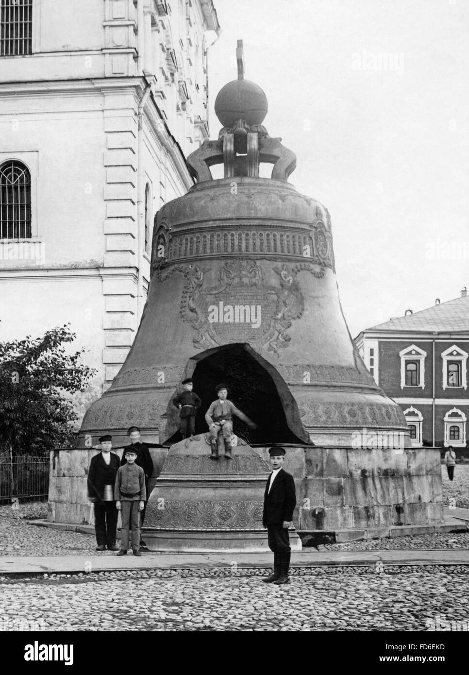 Tsar Bell in the Moscow Kremlin, 1928 Stock Photo - Alamy