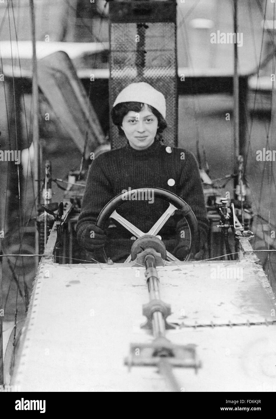 Female student pilot in a training aircraft near Chalons, 1910 Stock ...