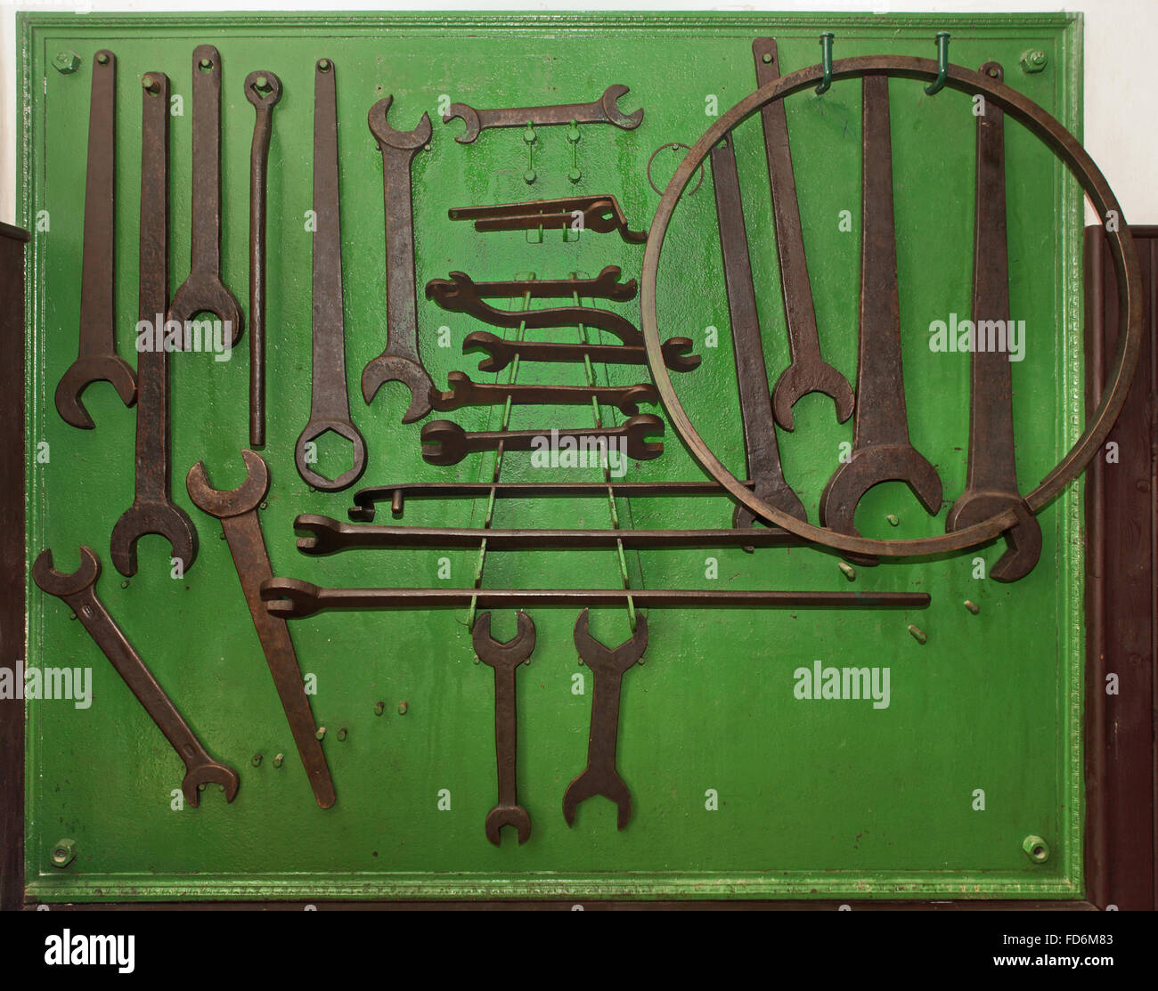 Old spanners hi-res stock photography and images - Alamy