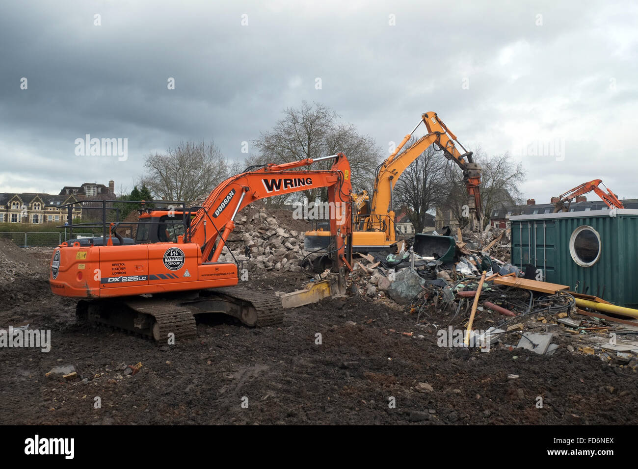 Demolition machine hi-res stock photography and images - Alamy