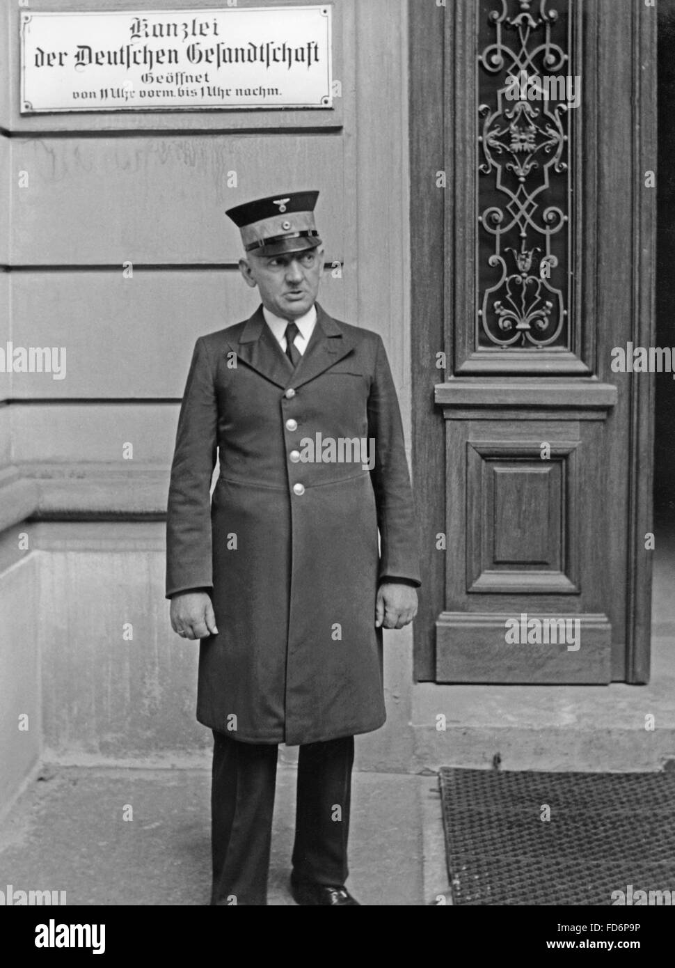 Entrance of the German Embassy in Vienna around 1934 Stock Photo - Alamy