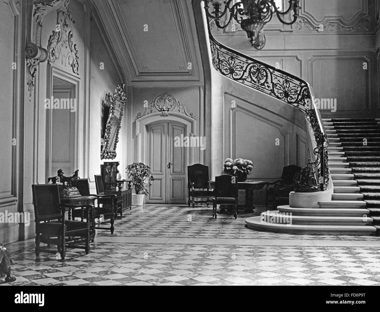 Embassy reception Black and White Stock Photos & Images - Alamy