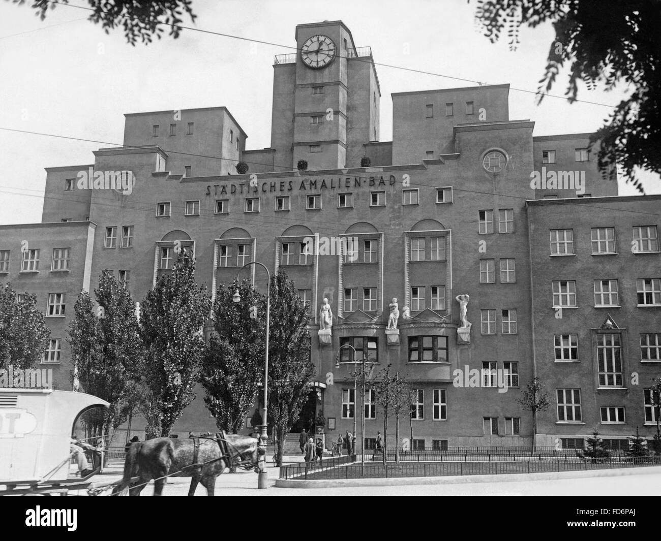 The Amalienbad in Vienna, 1932 Stock Photo - Alamy
