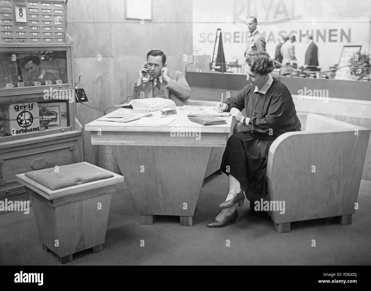 Office workers in Germany, 1928 Stock Photo - Alamy