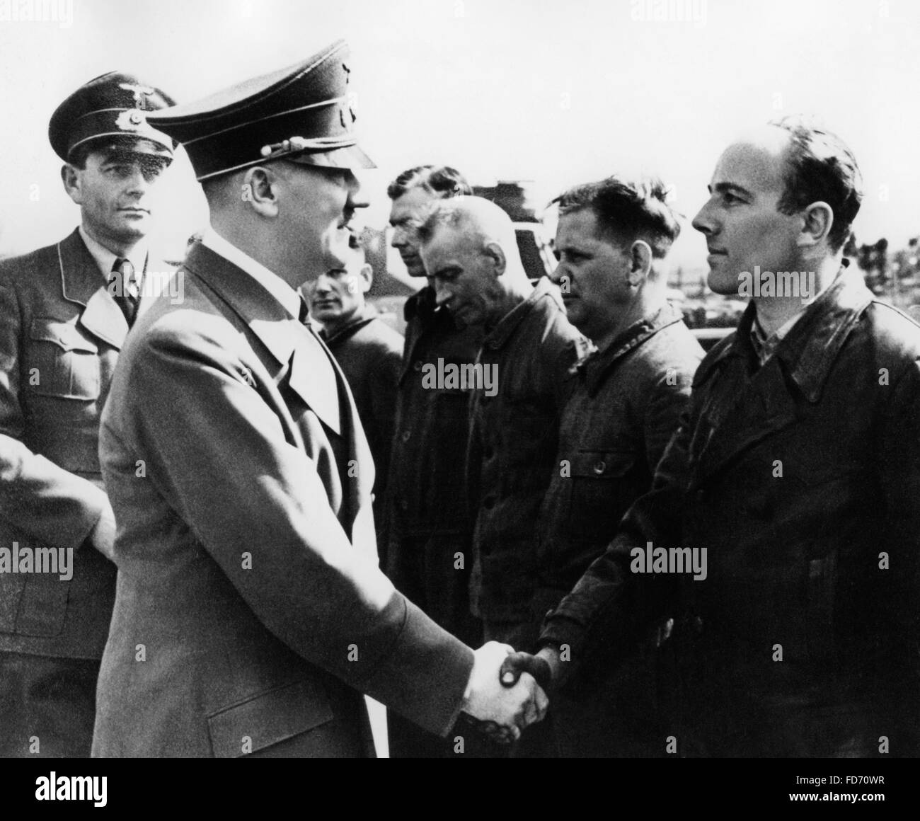 Albert Speer with Adolf Hitler, 1942 Stock Photo - Alamy