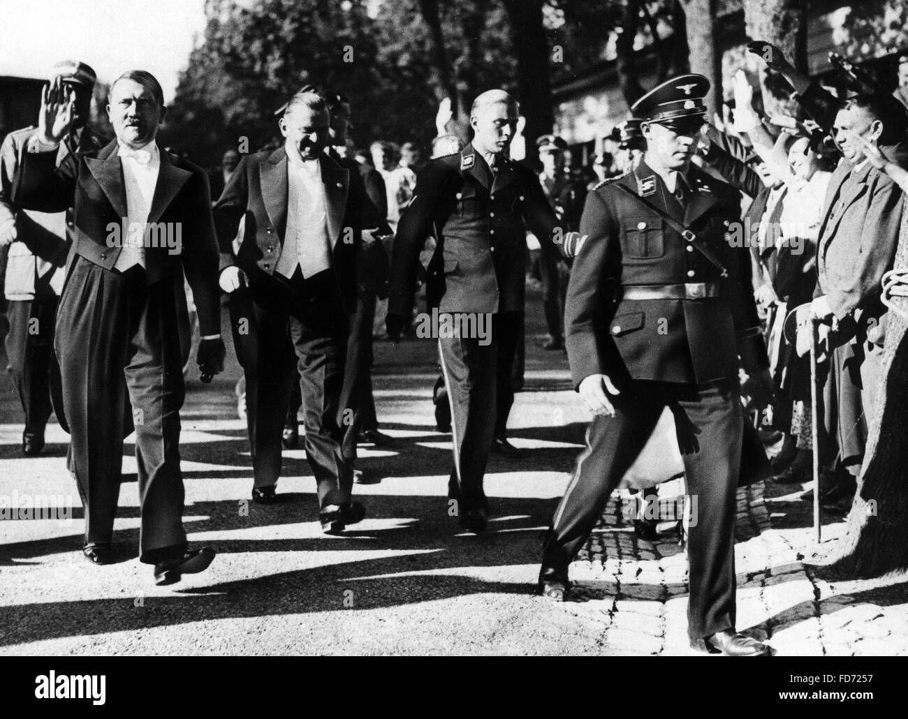 Adolf Hitler at the Bayreuth Festival, 1936 Stock Photo: 94197747 - Alamy