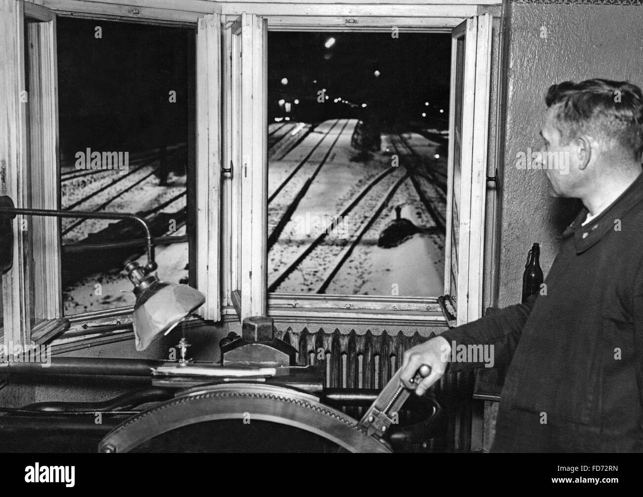 Hump marshalling yard hi-res stock photography and images - Alamy