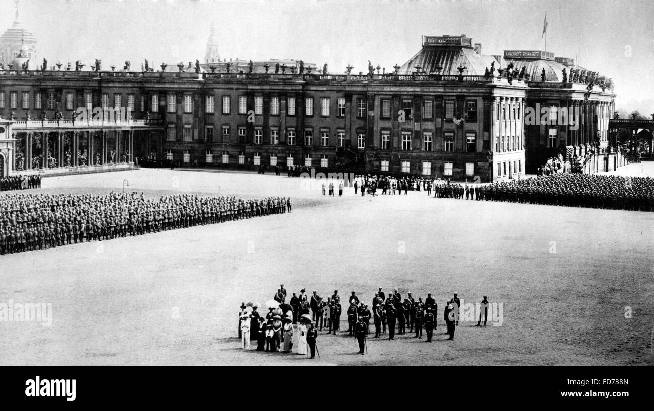 Royal royal family hi-res stock photography and images - Alamy