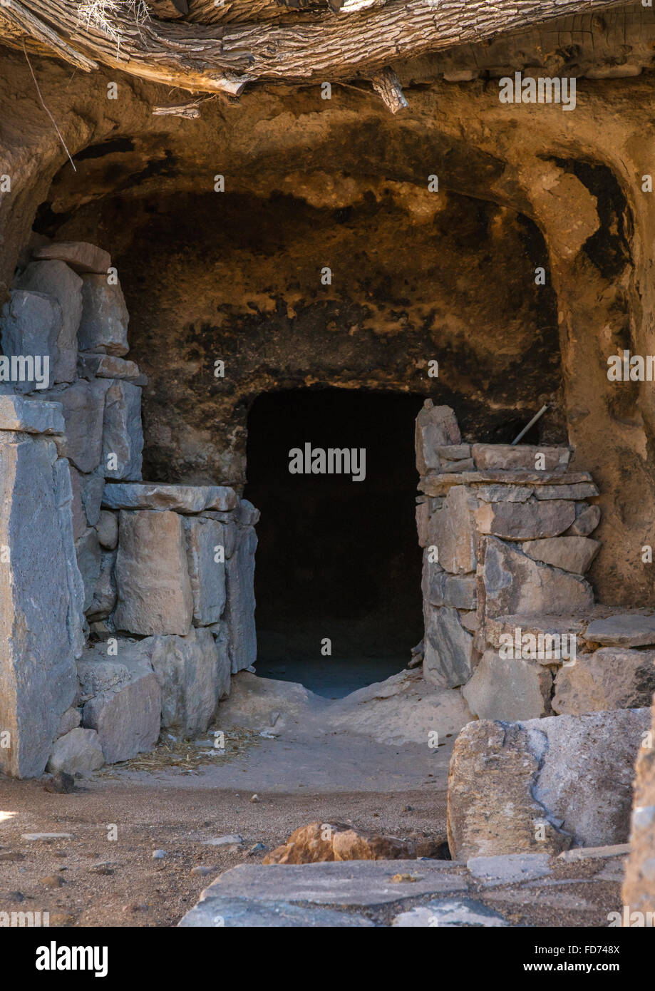 troglodyte village, Kerman province, Meymand, Iran Stock Photo - Alamy