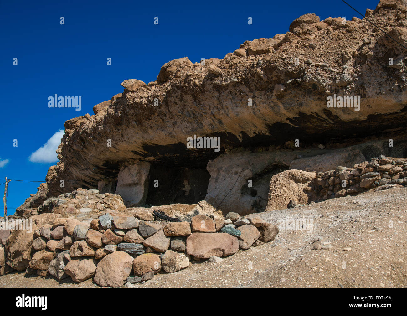 troglodyte village, Kerman province, Meymand, Iran Stock Photo - Alamy