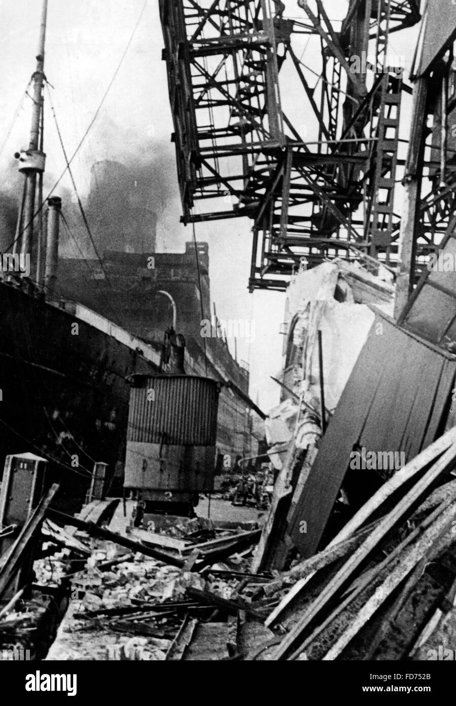 After bombing rotterdam hi-res stock photography and images - Alamy