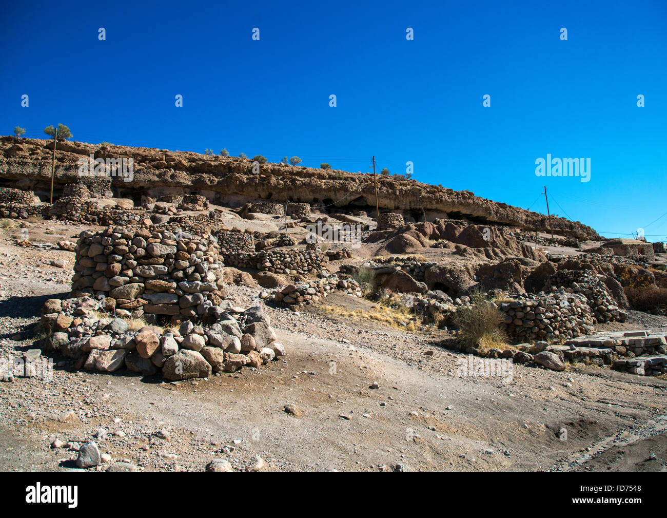 troglodyte village, Kerman province, Meymand, Iran Stock Photo - Alamy