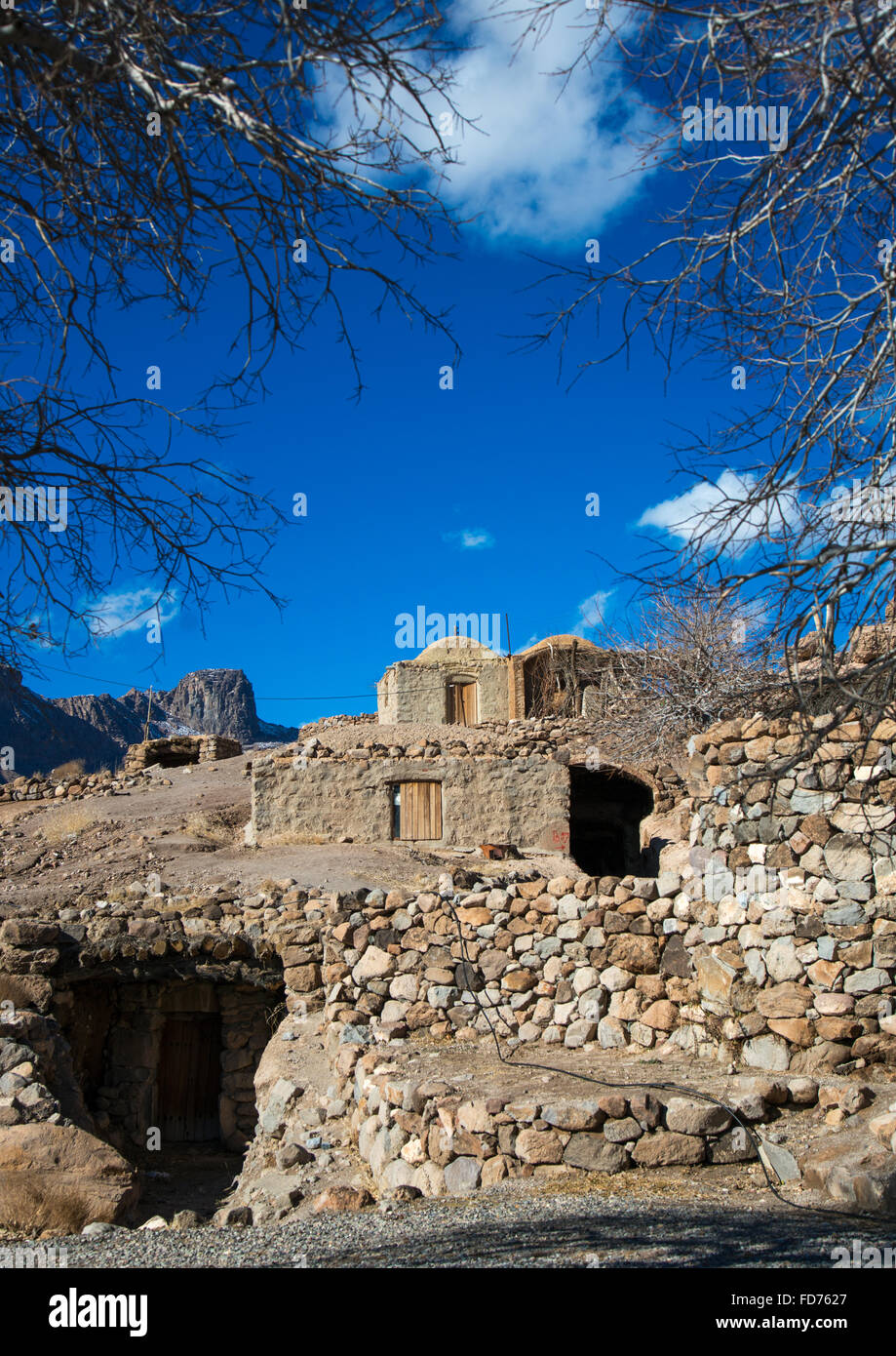 troglodyte village, Kerman province, Meymand, Iran Stock Photo - Alamy